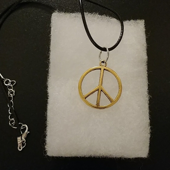 Jewelry | Gold Peace Sign Necklace | Poshmark